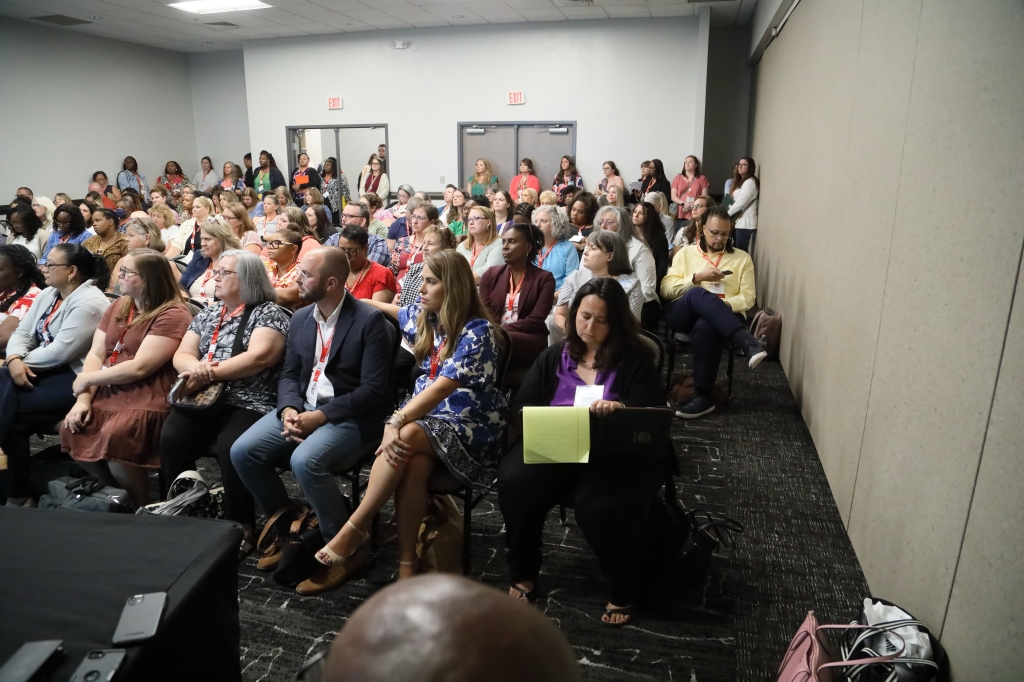 2-Thurs: I402-IMG_7152